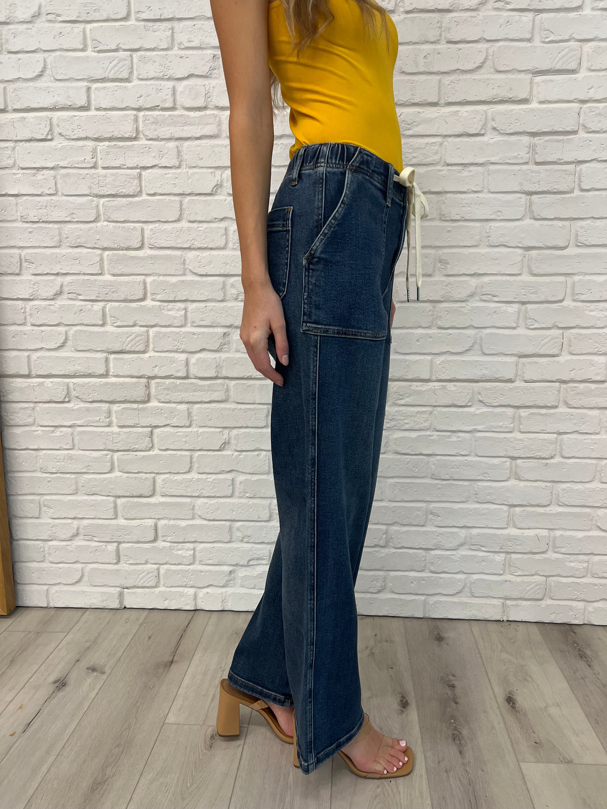 Melanie High Rise Drawstring Wide Leg Jeans – Bexa Boutique